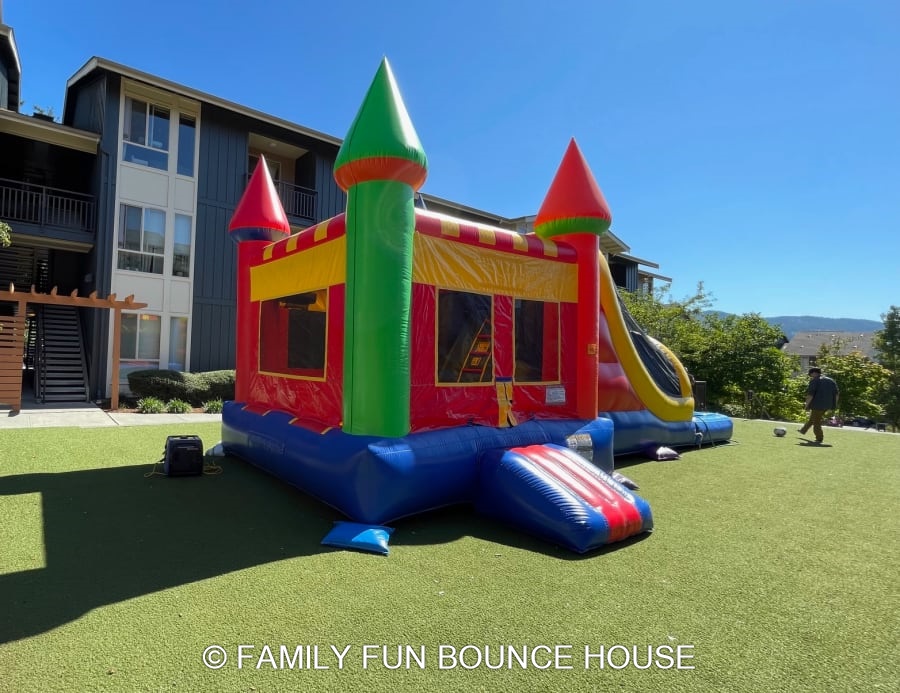 Premium inflatables and bounce house hire in Auburn, WA