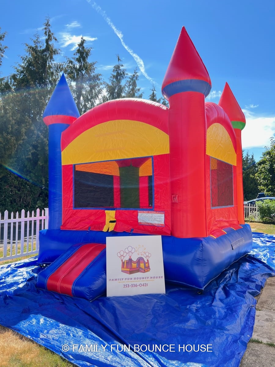 Premium inflatables and bounce house hire in Auburn, WA